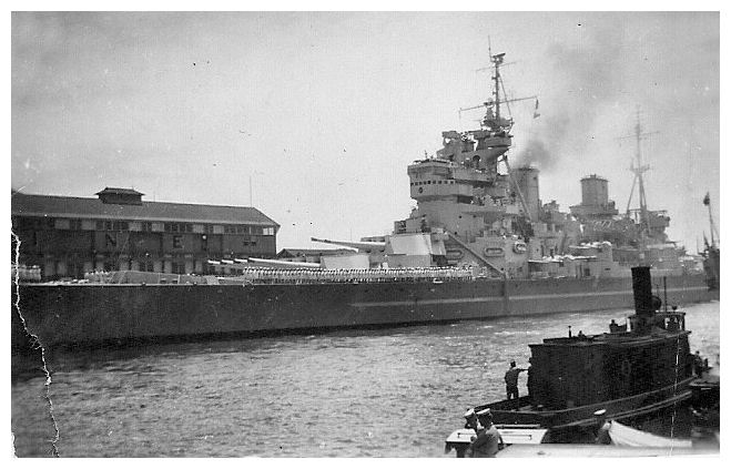 HMS WOOLLOOMOOLOO Gallery